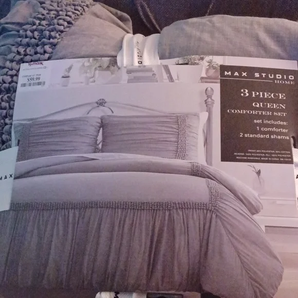 Max Studio Bedding Sets